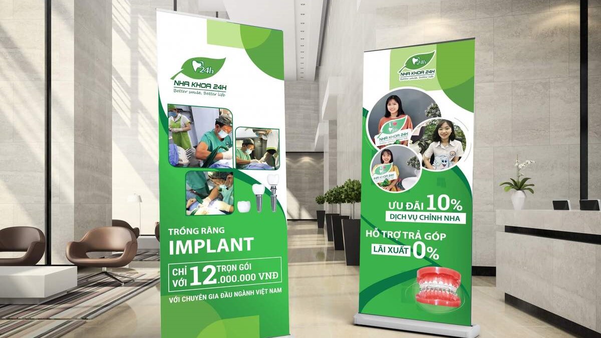 Standee là gì? Lợi ích của việc sử dụng standee trong doanh nghiệp